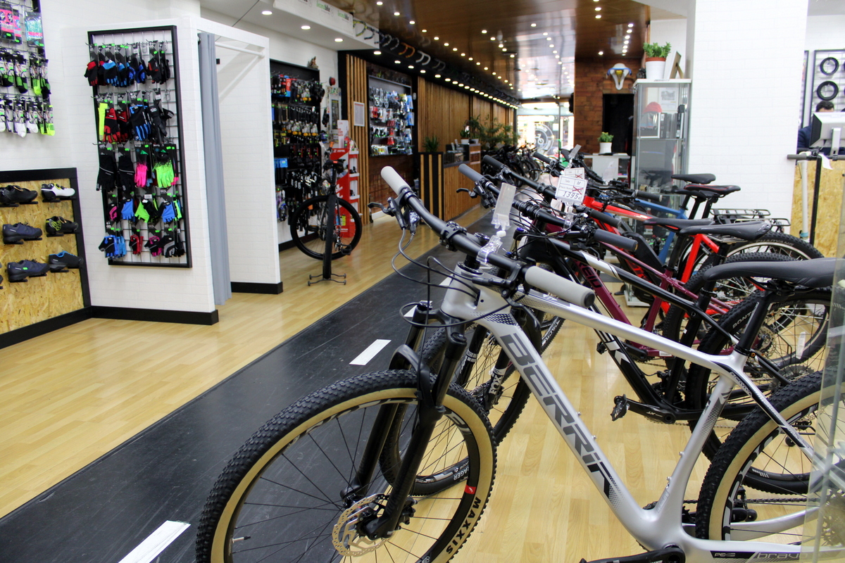 Secondbike-taller y tienda de bicicletas de segunda mano en Madrid